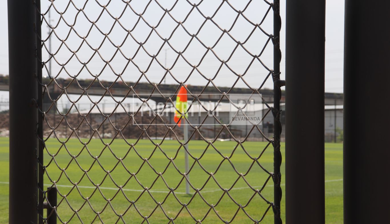 BEVA Chainlink Jakarta Internasional Stadium